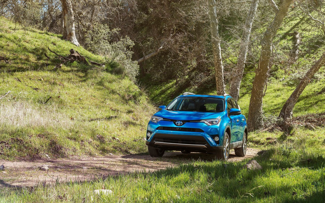 Toyota Motor Philippines Launches The Facelifted RAV4 - Go Flat Out PH
