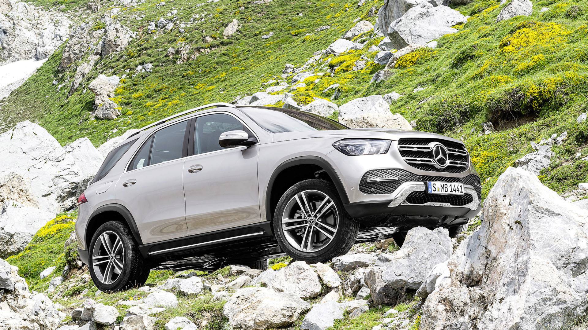All-New Mercedes-Benz GLE Puts On A Sharper Suit And More Tech (With ...