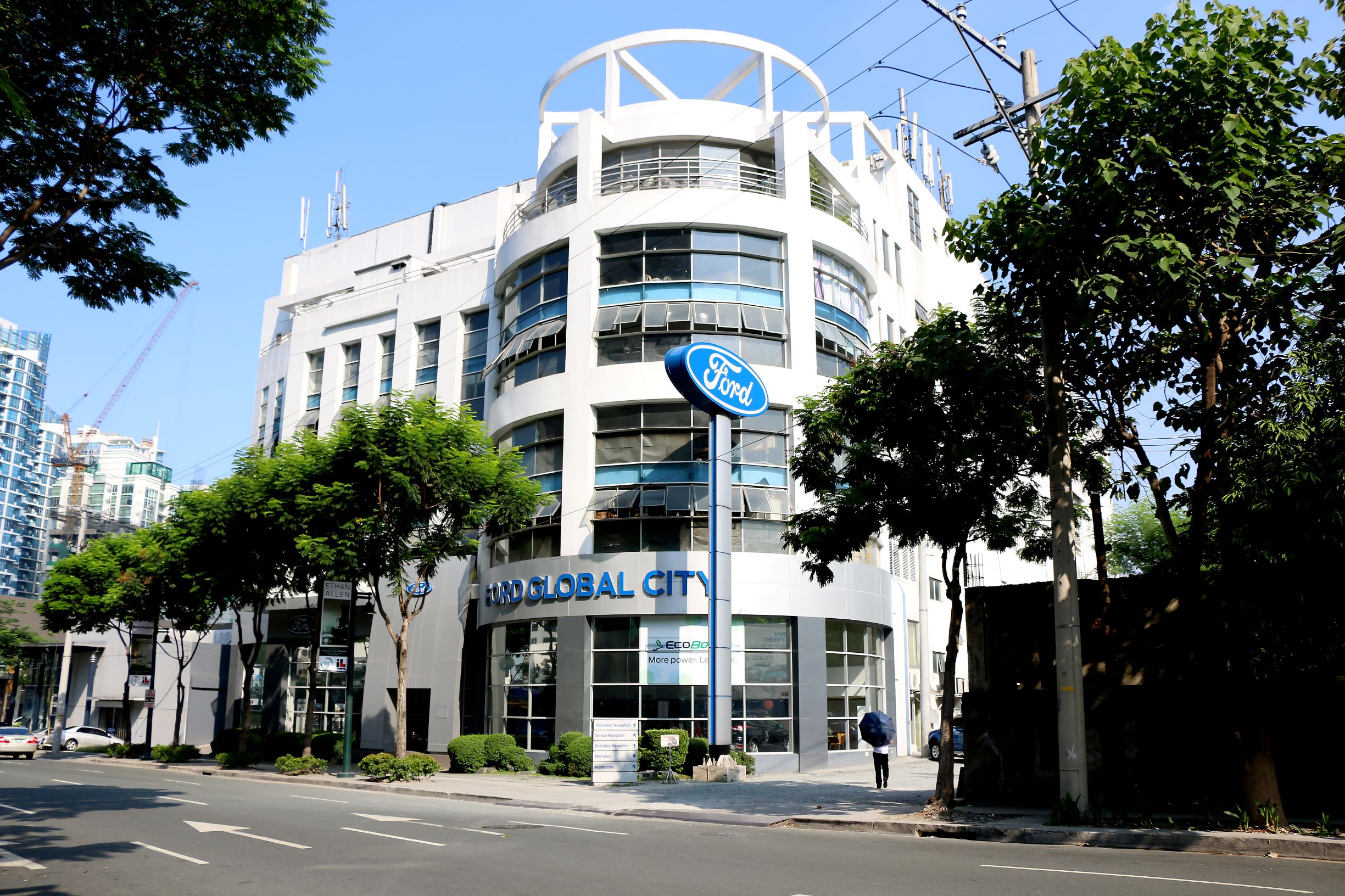 Most Ford Dealers Nationwide Are Now Open To Serve You - News