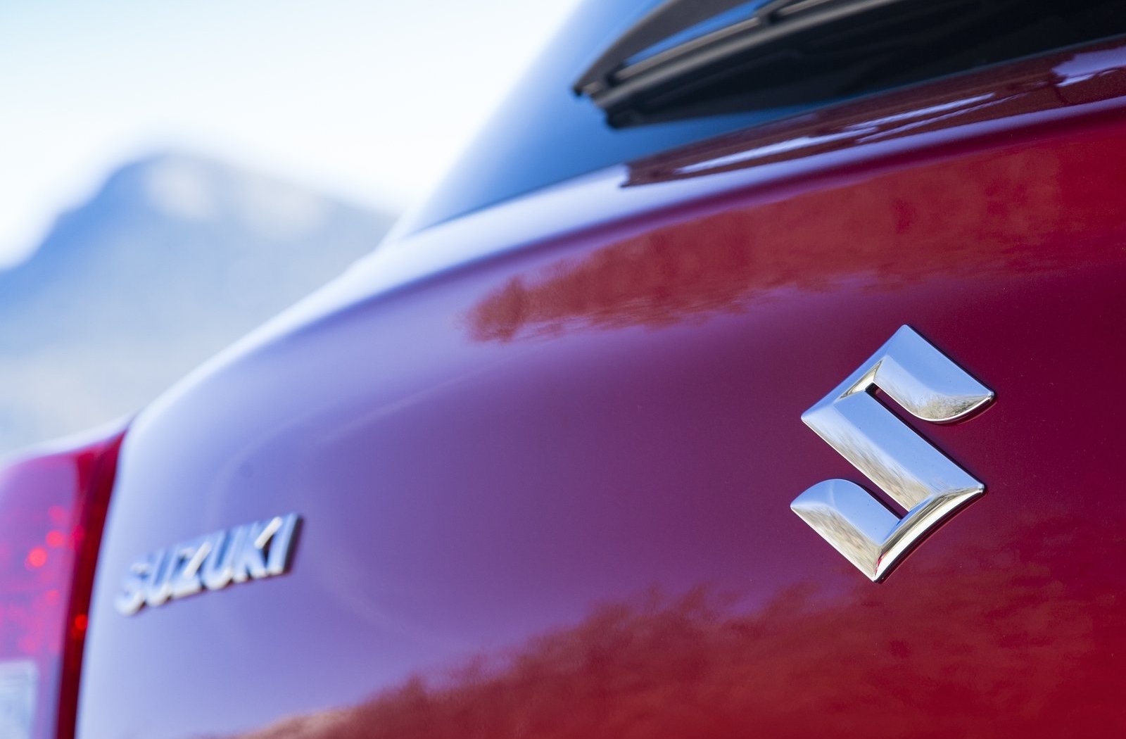See The Latest Suzuki Models Virtually At MIAS Wired