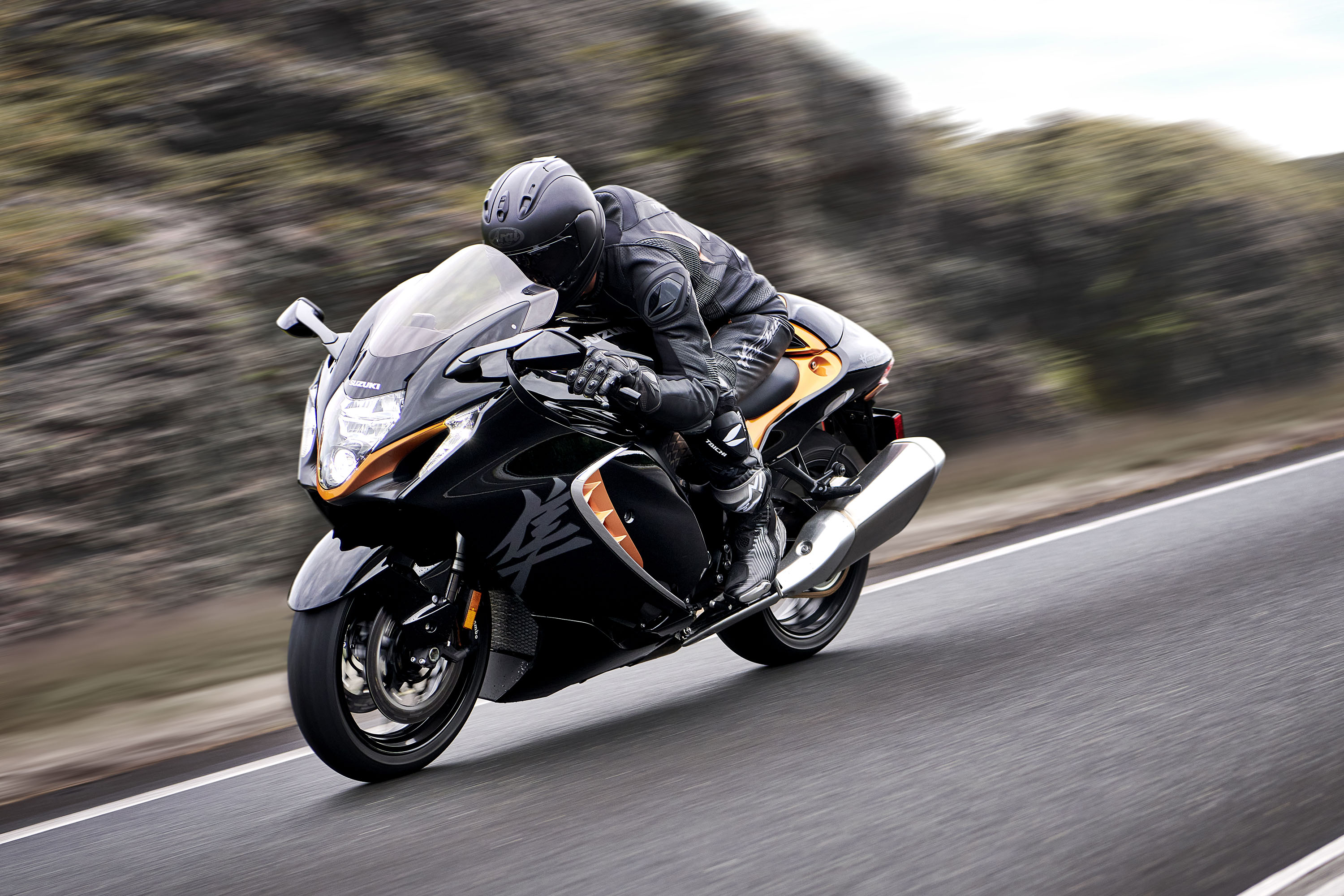 2021 Suzuki Hayabusa Packs 188 HP, 299 KPH Top Speed